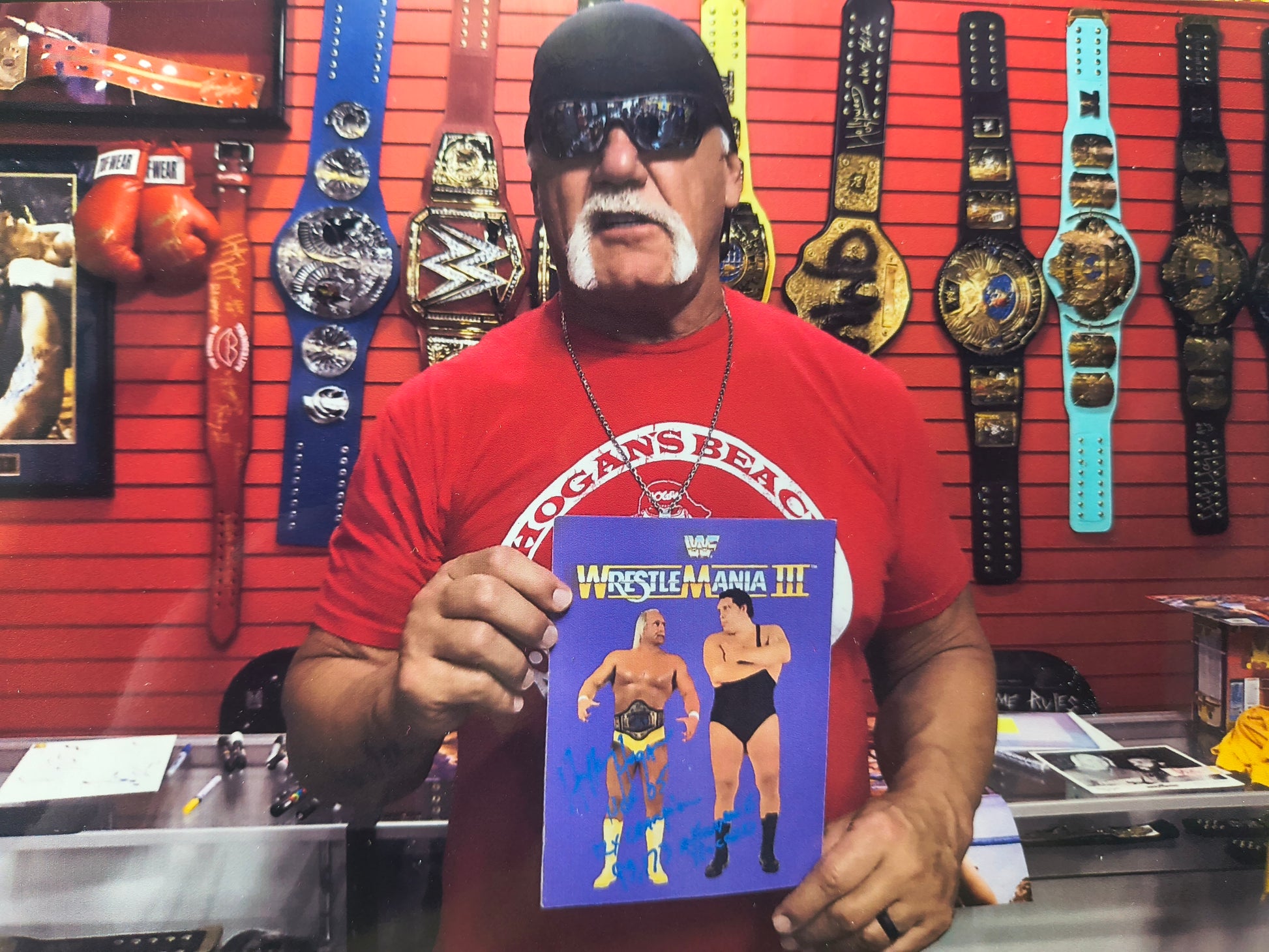 Consignment SR - Wrestlemania III Program Signed – Hogan's Beach Shop